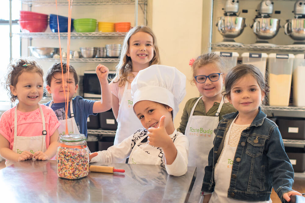 Kids Baking Birthday Party | Taste Buds Kitchen Beverly